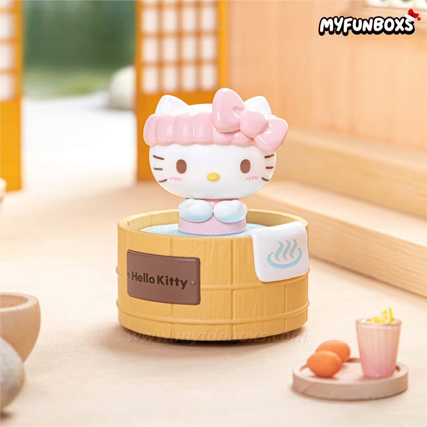 Hello Kitty & Sanrio Characters Spinning Hot Spring Series Figure Blin ...